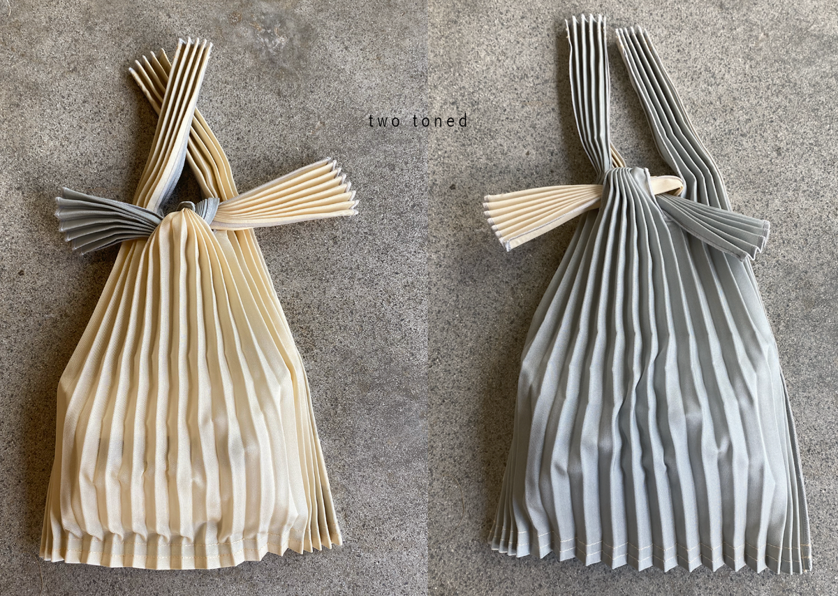 Kna Plus - PLECO Vertical Pleats Bag Mini – Here.